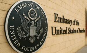 Adjustment of Status vs Consular Processing: I-485 vs DS-260 Explained